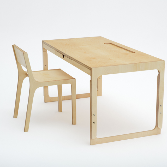 Big chair – Fam Fara